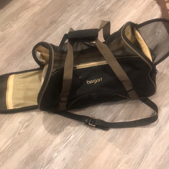 Dog | Bergan Dog Carrier With Leather Strap | Poshmark
